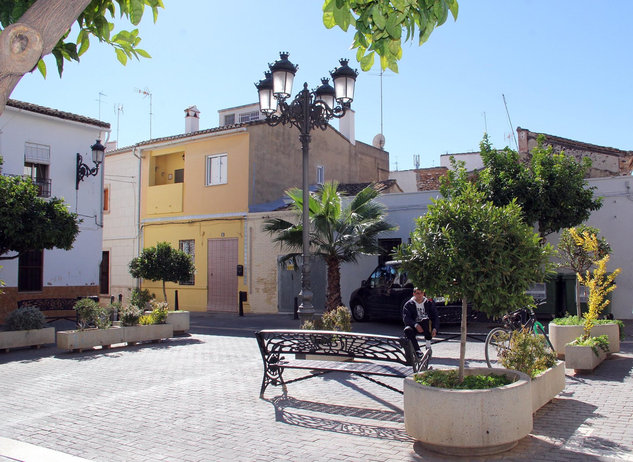 Mejoras en plazas y calles de Manises - El Meridiano de L'Horta